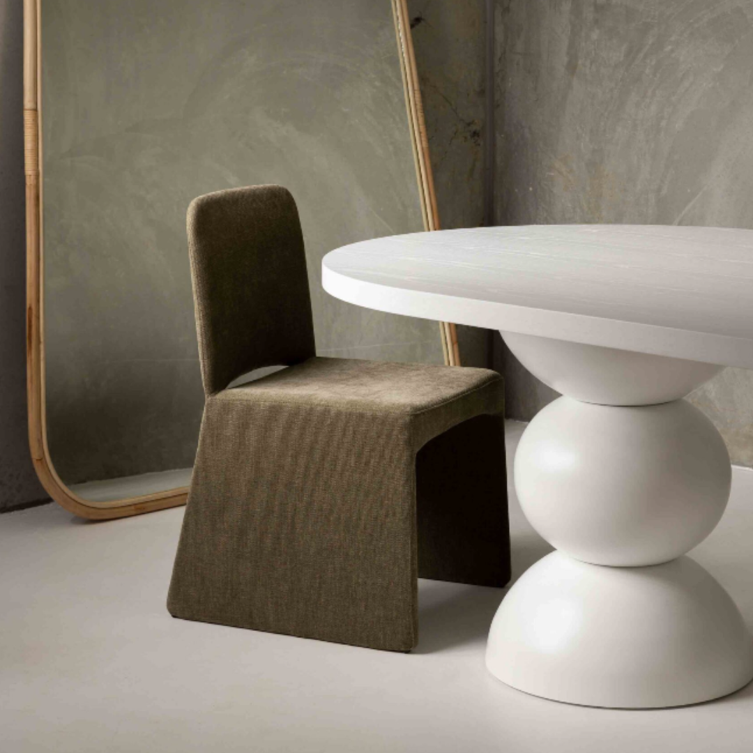 Plum Moon Dining Table – Kolbi