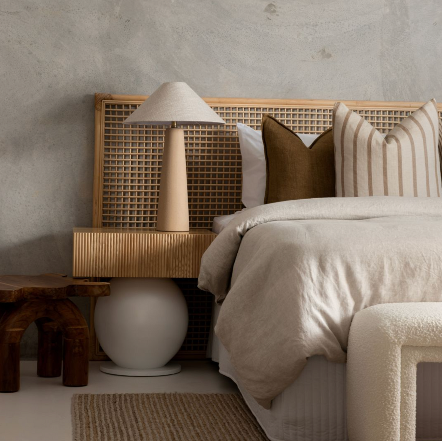 Desert Moon Dining Table – Kolbi